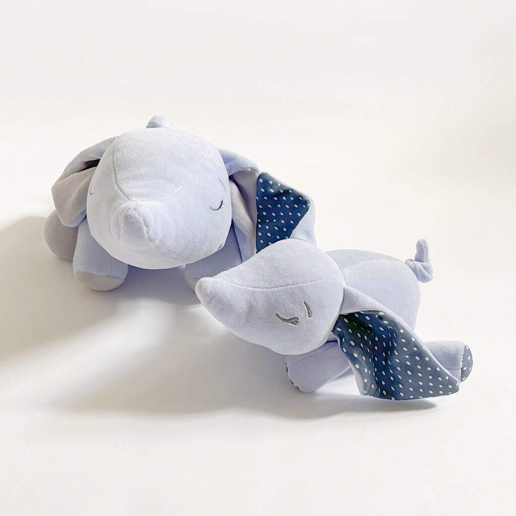 Mały słonik chmurny błękit | Simple little story